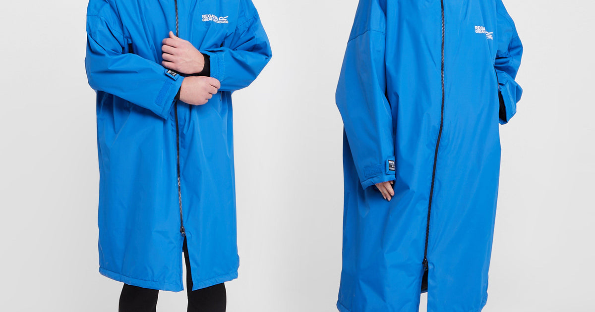 Blue Regatta Waterproof Changing Robe – GO Outdoors